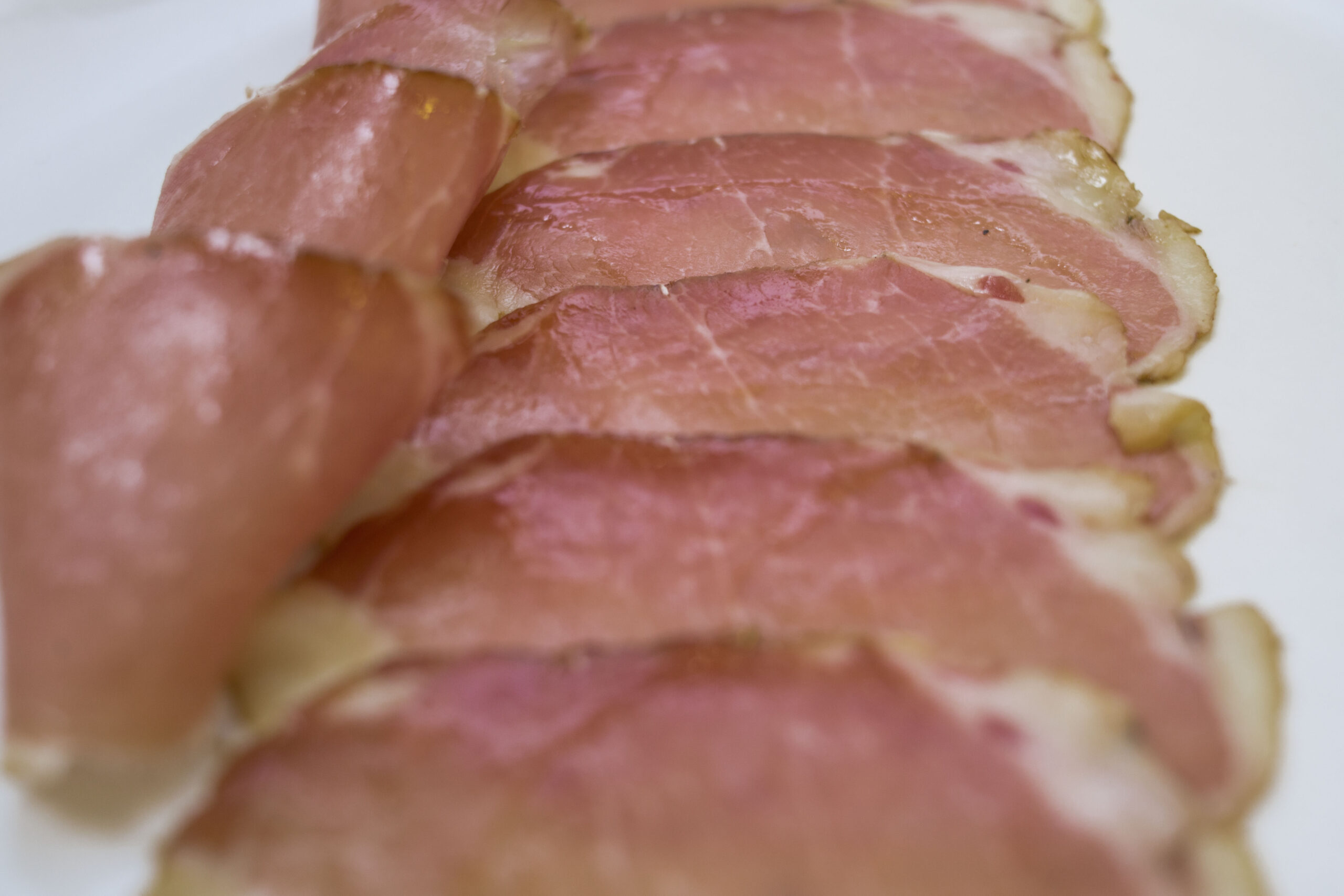 Lomo de Cerdo Ahumado Curado – Secretos del Monte