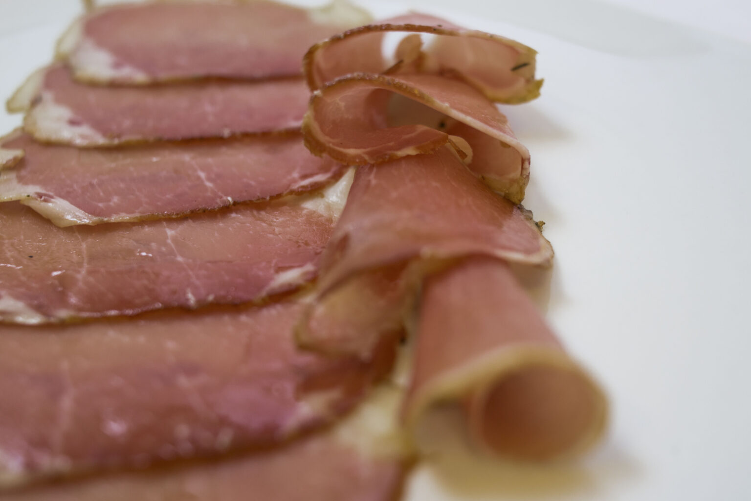 Lomo de Cerdo Ahumado Curado – Secretos del Monte