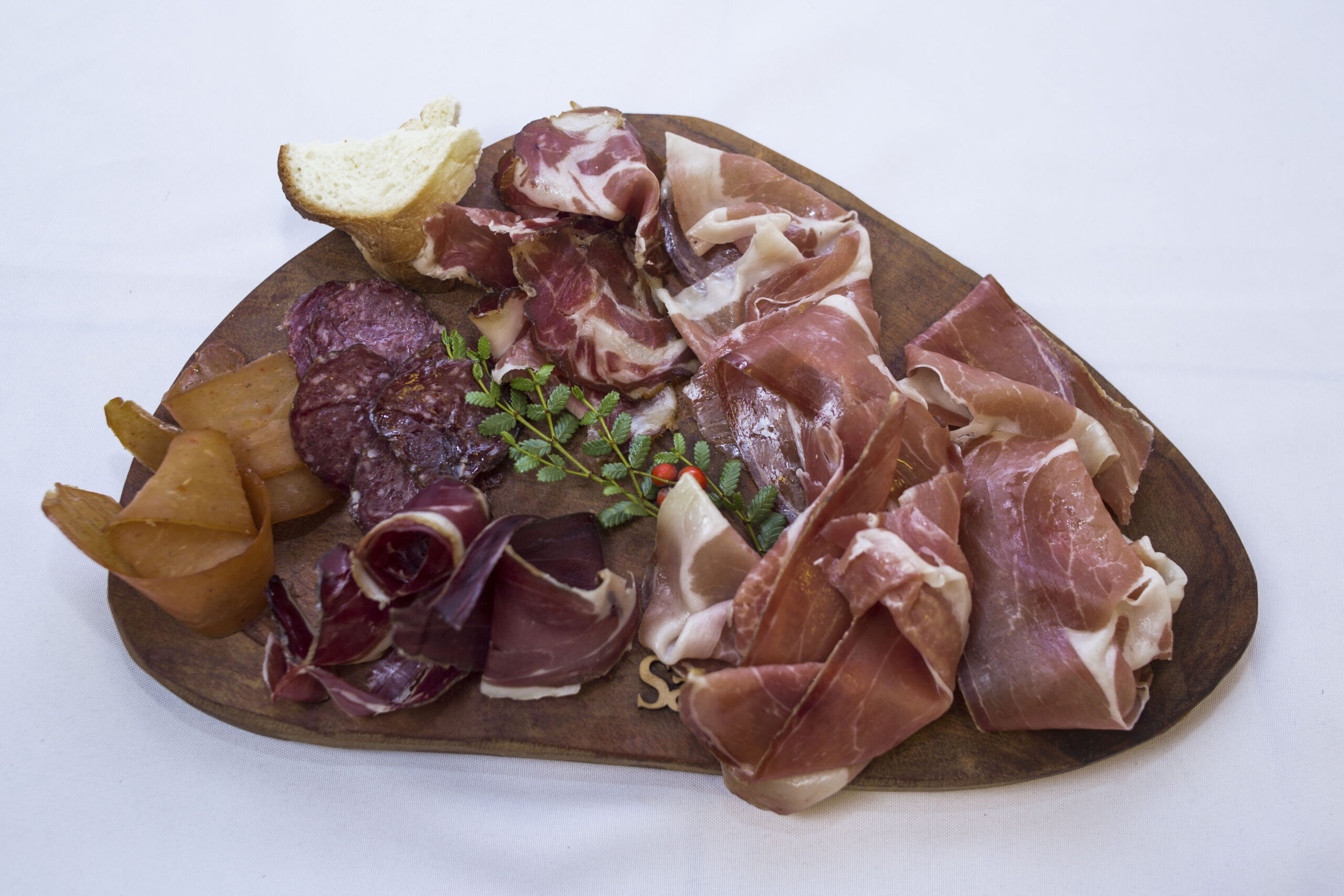 Duelas III – Mix Carnes Ahumadas Curadas 200gr – Secretos del Monte